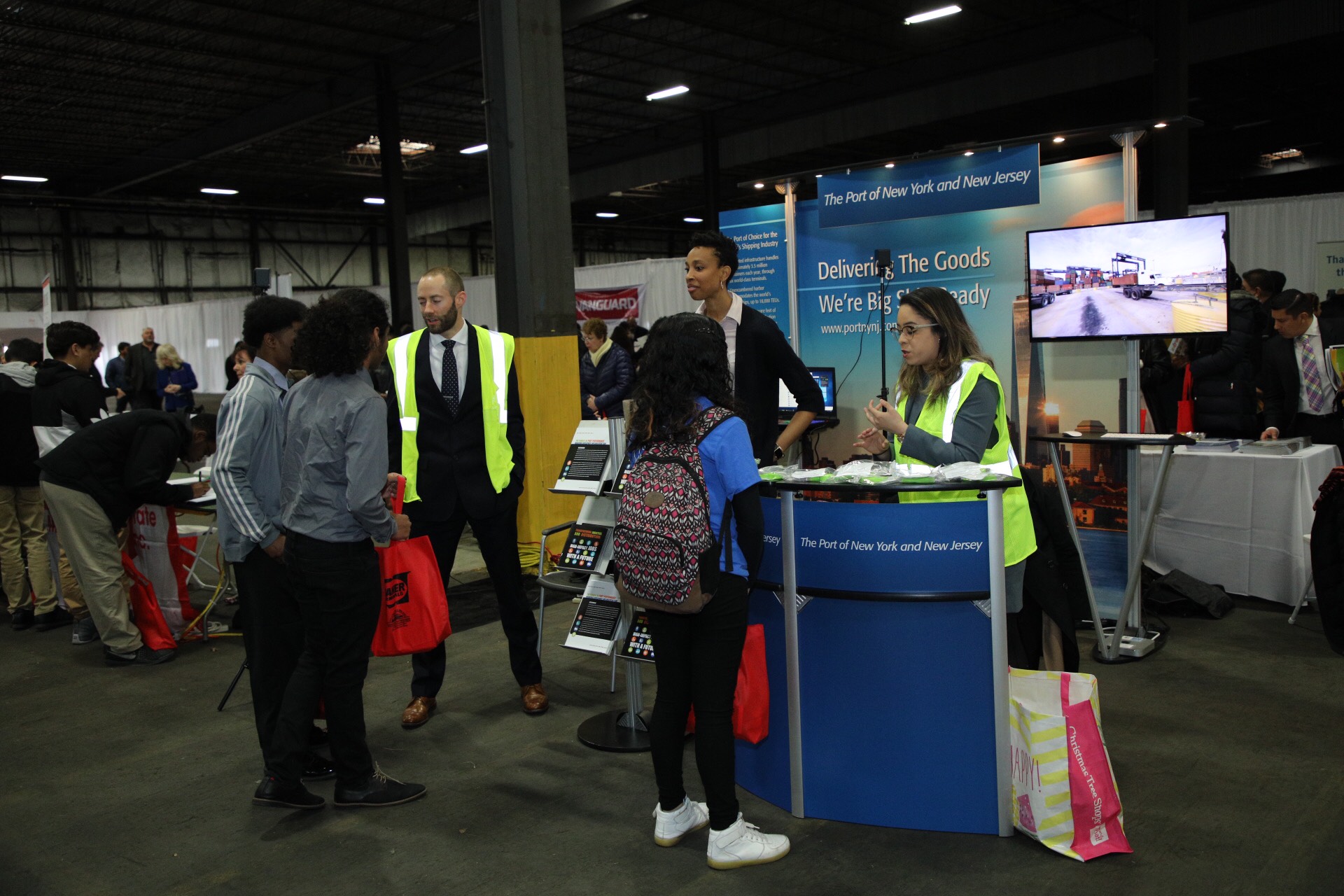 Making Connections: Port Hosts Transportation, Logistics, and ...