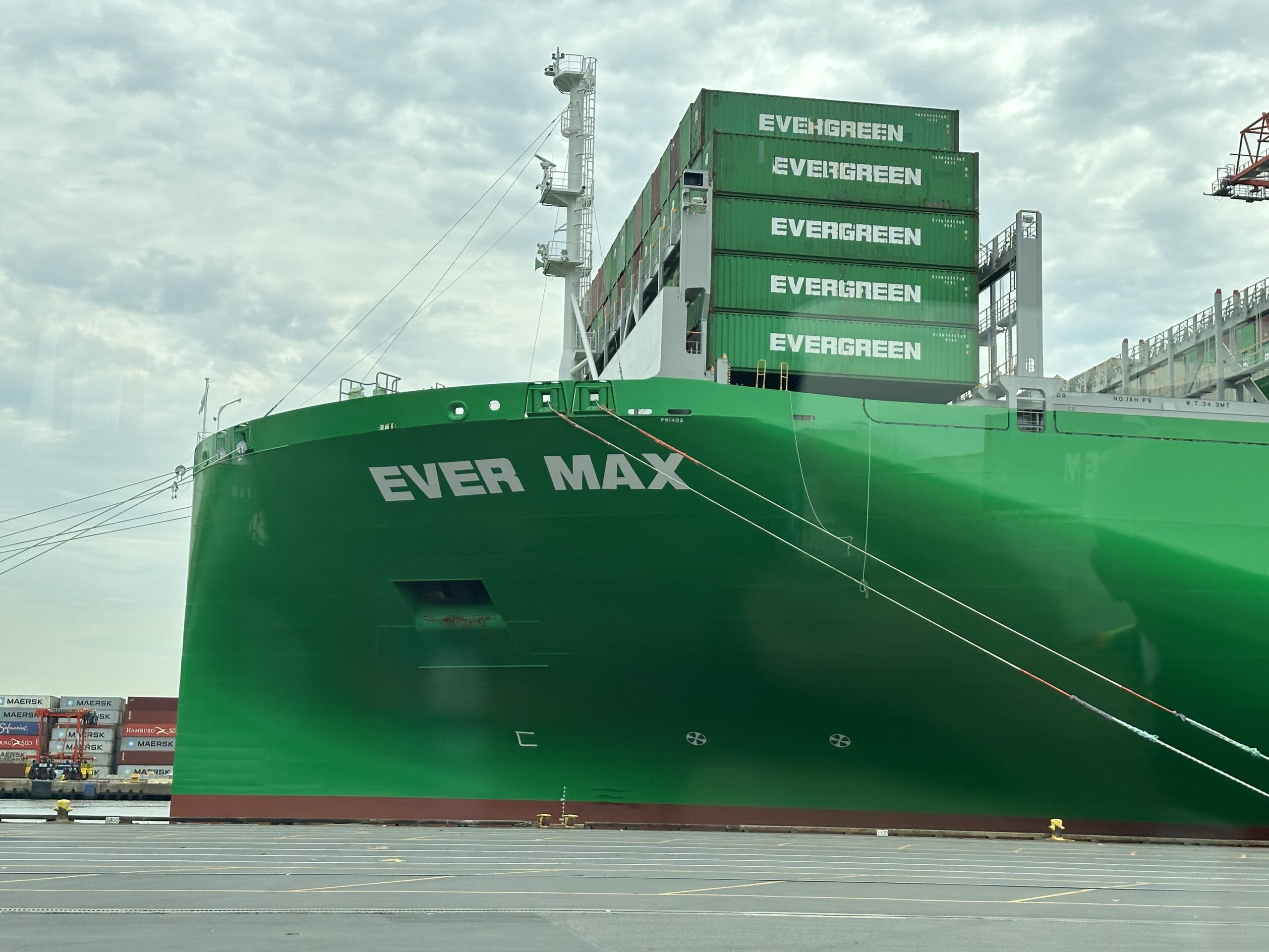 EVERGREEN’S EVER MAX Arrives at the Port of N.Y. and N.J. - Breaking Waves